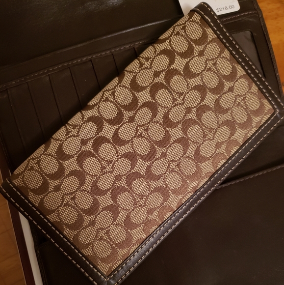 Coach | Bags | Authentic Coach Signature C Wallet | Poshmark